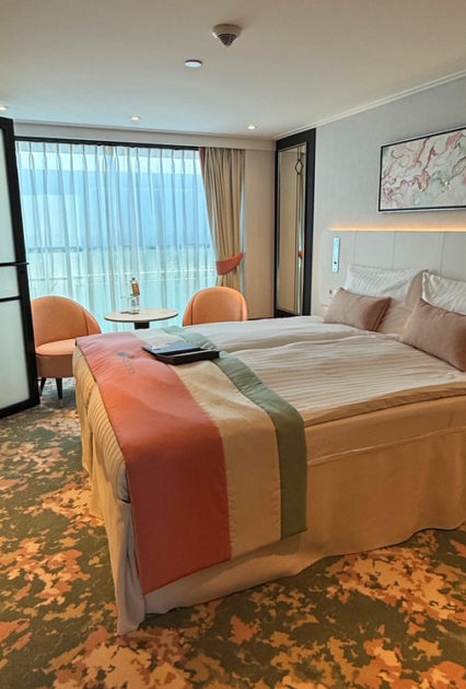 Reisebericht Premierenfahrt auf der Excellence Crown | Hauri Reisen